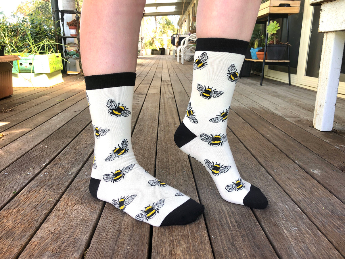Bumblebee Socks – Hyper Finch